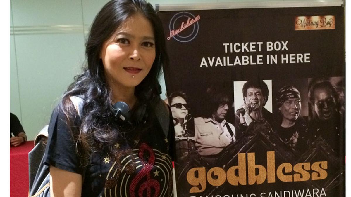 Meta Amelia Kagum dengan Stamina God Bless - ShowBiz Liputan6.com