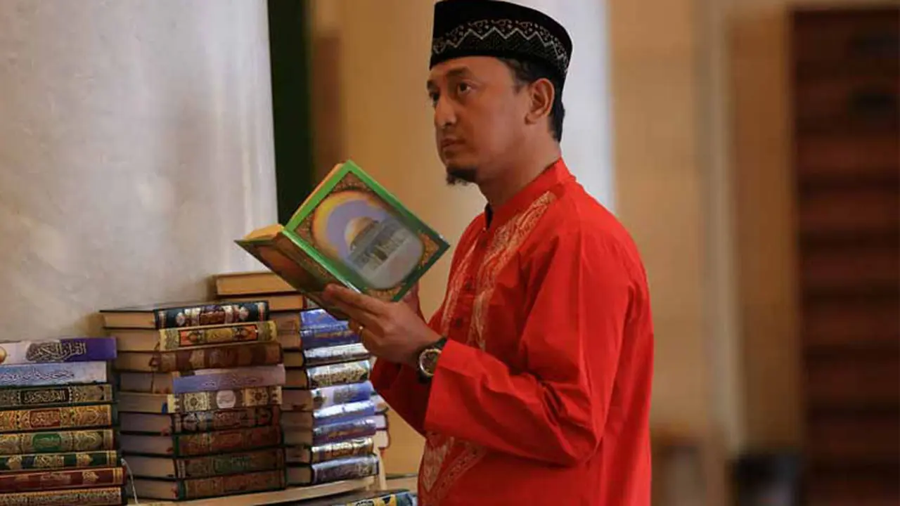 Ustad Zacky Mirza: Saya Belum Jadi Imam yang Baik - ShowBiz Liputan6.com