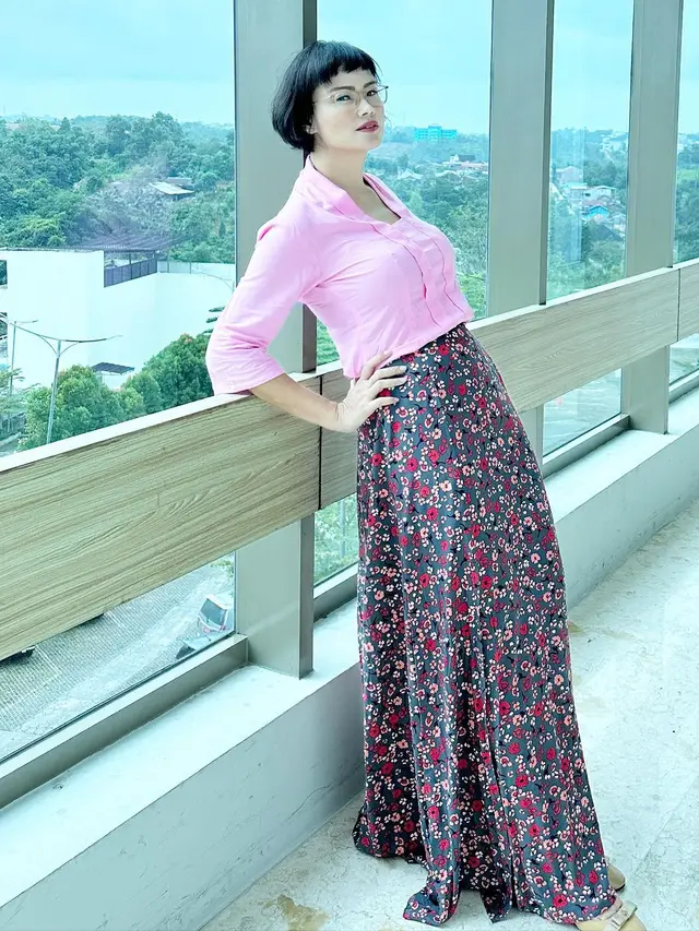 8 Potret Terbaru Tracy Trinita Mantan Supermodel Kini Jadi Pendeta ...