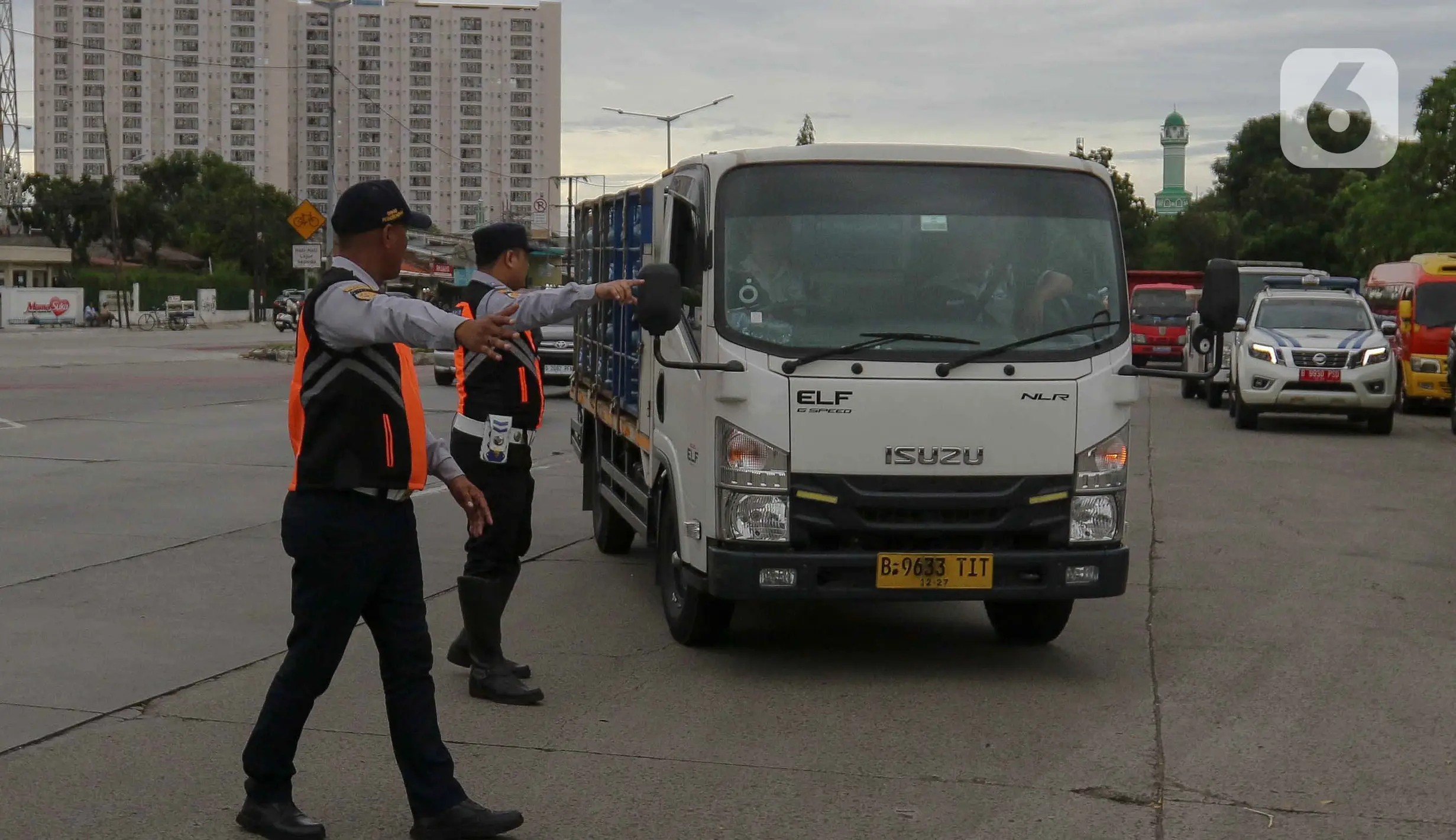 Uji Emisi DLH DKI Jakarta, Kendaraan Tak Lolos Diberi Edukasi - Foto Liputan6.com