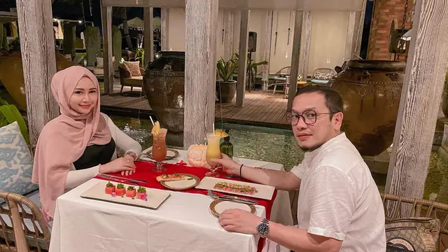 7 Potret Terbaru Selebgram Winny Putri Lubis yang Kini Tampil Berhijab ...