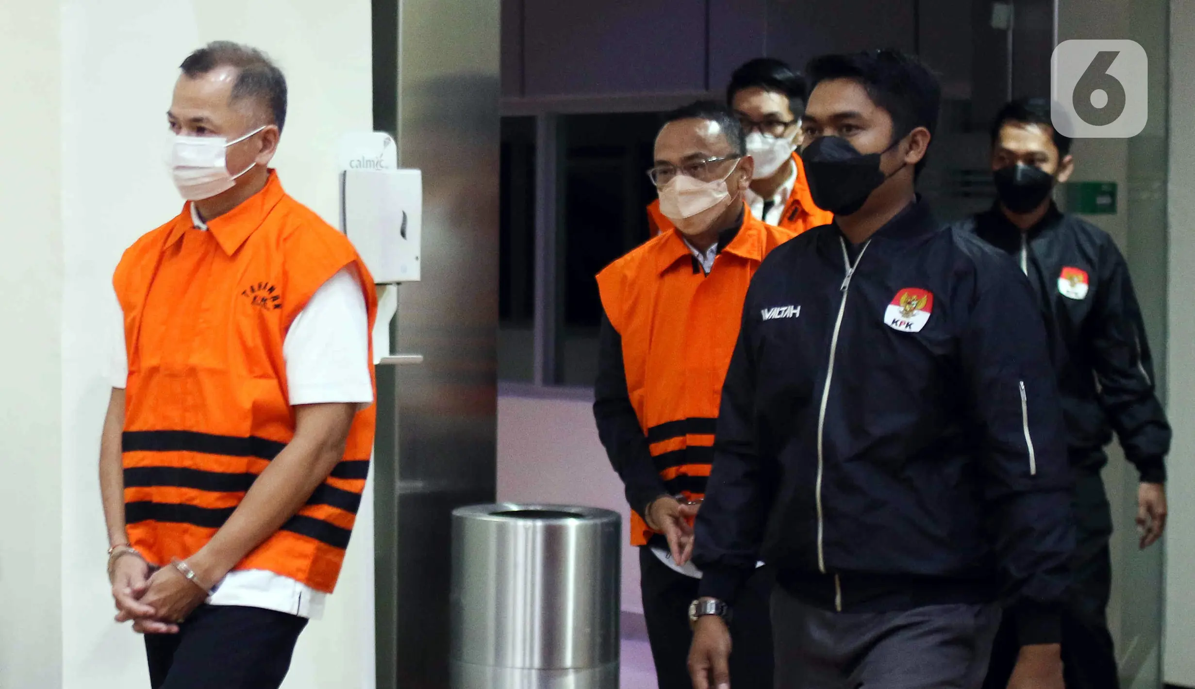 KPK Tahan Tiga Tersangka Korupsi Lelang Penyaluran Bansos Beras - Foto Liputan6.com