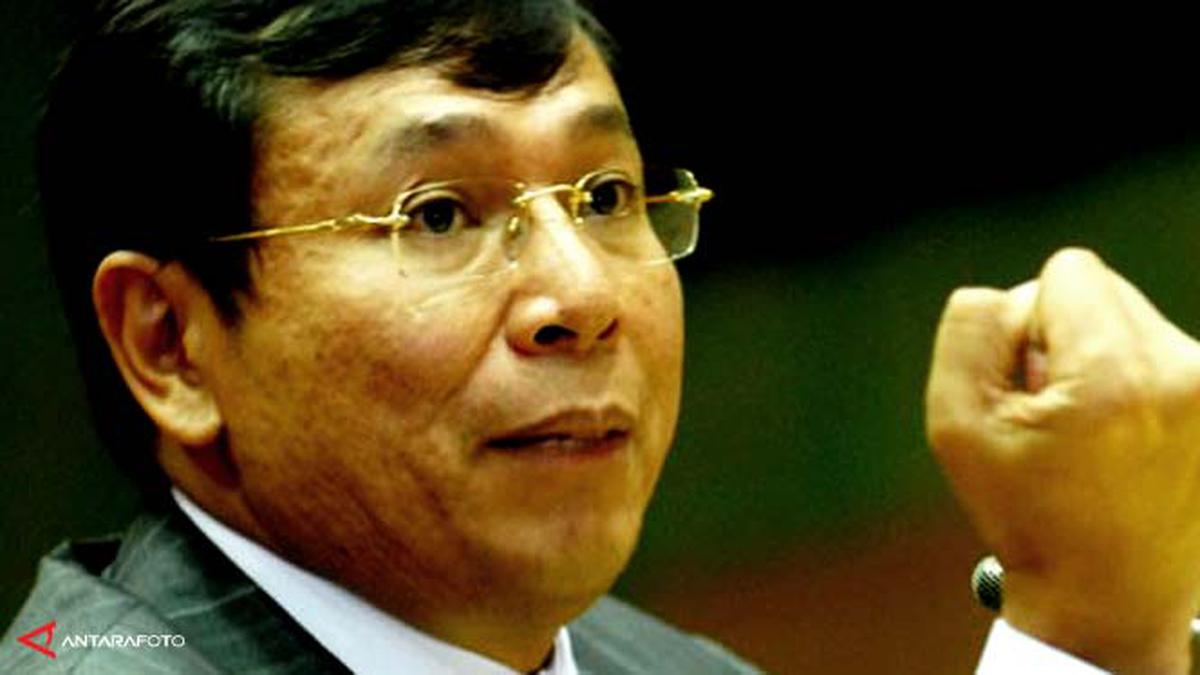 Raden Pardede Kembali Diperiksa KPK Kasus Korupsi Century - News ...