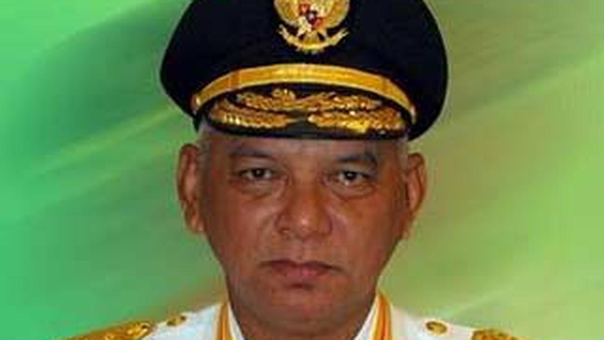 Awang Farouk Hadir dalam Rapat Kabinet