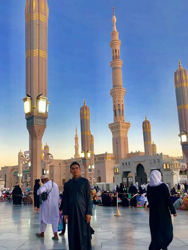 6 Potret Sosok Idham Mase Suami Catherine Wilson, Politisi dan Pebisnis ...