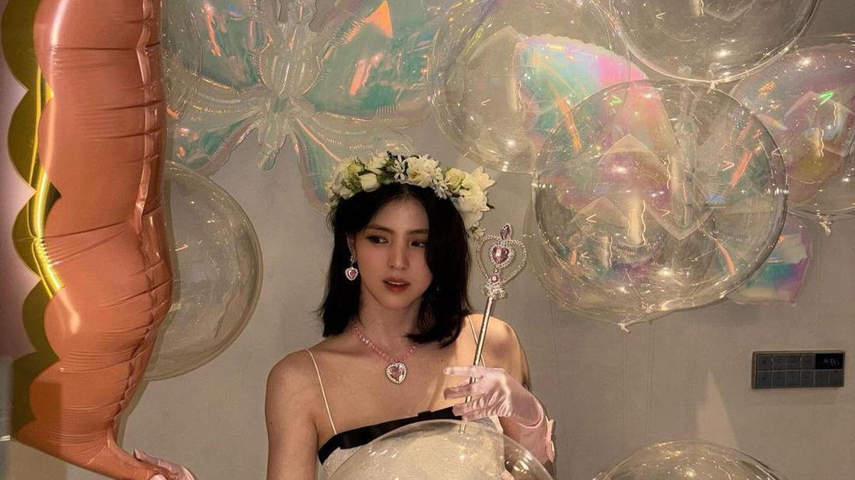 Potret Han So Hee Tampil bak Real Life Princess di Perayaan Ulang ...