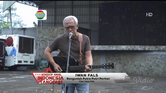 25 November 1984: Band Aid Rekam Lagu Do They Know It's Christmas untuk ...