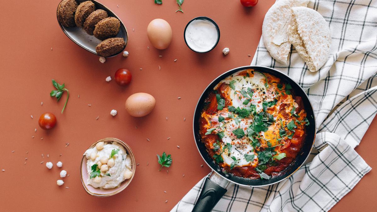 5 Teknik Menggoreng yang Benar untuk Pemula