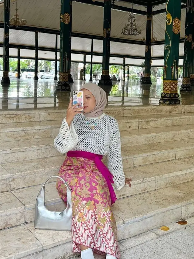 5 Pilihan Rok Batik Hijab yang Membuatmu Terlihat Anggun dan Islami ...