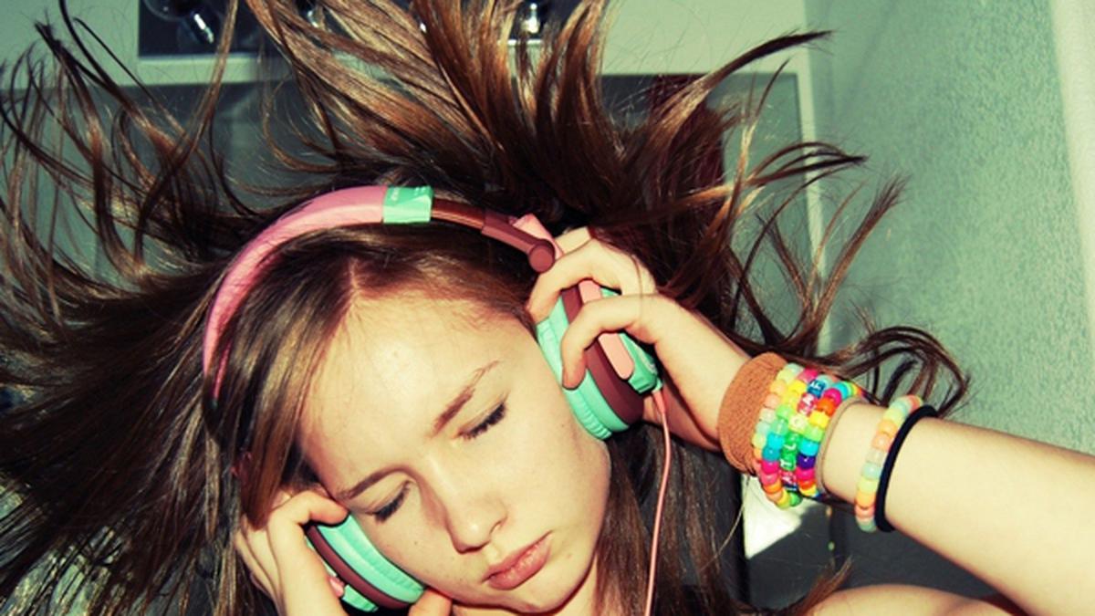 Saat Sedih, Mengapa Lebih Menyukai Lagu Melankolis? - Health Liputan6.com