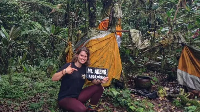 6 Fakta Menarik Gunung Adeng di Bali yang Terdapat Pura di Atas ...