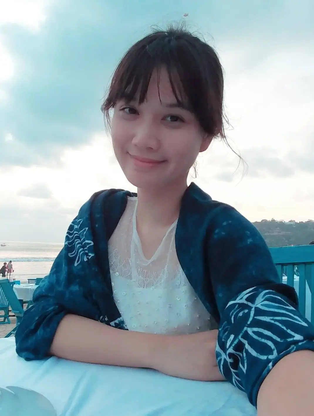 11 Potret Devi, Member Original Cherrybelle yang Terlupakan