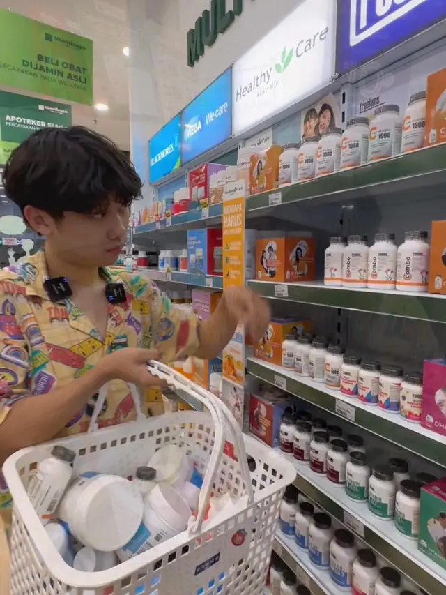 Berharap Jadi Solusi untuk Penggemar, Influencer Willie Salim Bagi-Bagi ...