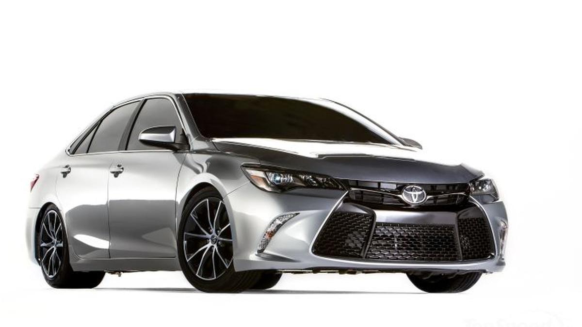 Didandani Drag Race, Ini Wujud Toyota Camry - Otomotif Liputan6.com