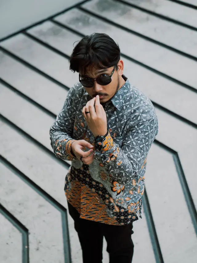 Kolaborasi Komika Devan Yulio dan Produsen Batik Laweyan Solo, Usung ...