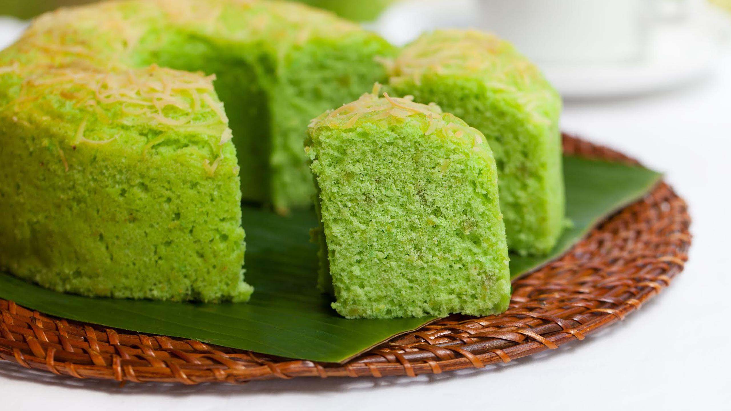 Cara Membuat Bolu Pandan yang Lembut dan Harum, Lengkap dengan Tipsnya