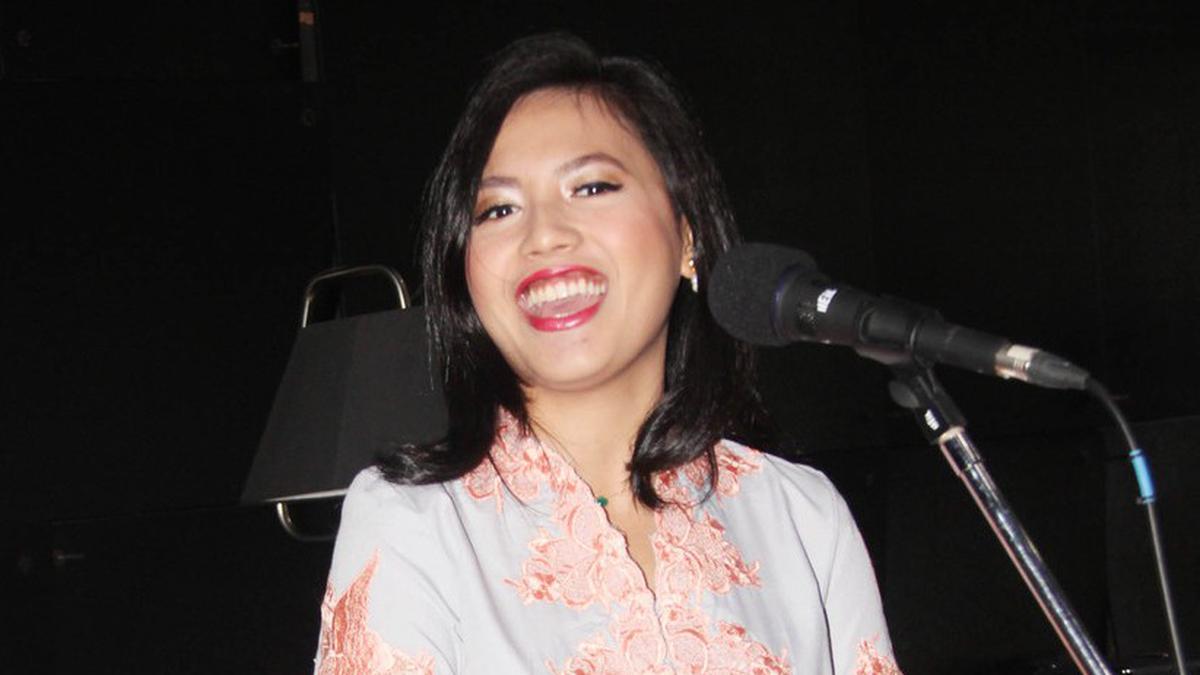 Diah Ayu Wakili Indonesia di Tong Festival International 2014 - ShowBiz ...