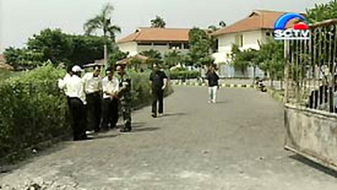 Pagar Sekolah Sang Timur Dirobohkan - News Liputan6.com