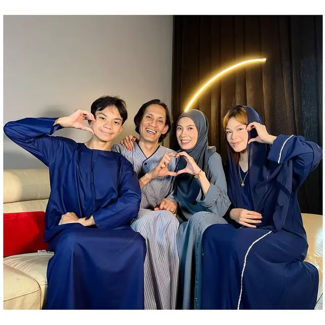 6 Potret Walid 'Bidaah' Tanpa Sorban Bareng Istri dan Anak di Dunia ...