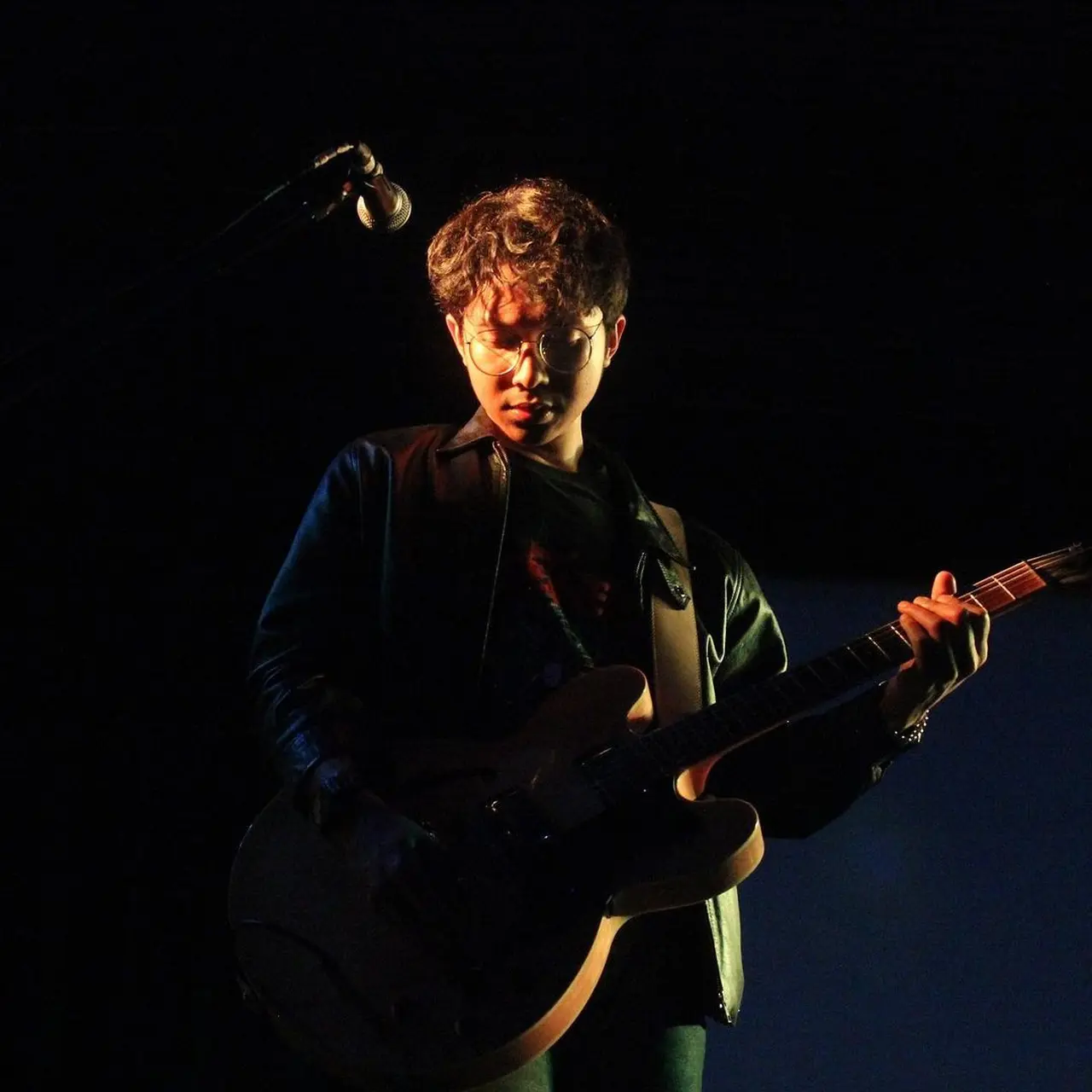 Tulus Gelar Tur Manusia 2023 di 11 Kota Jumat Malam Ini di Jakarta ...