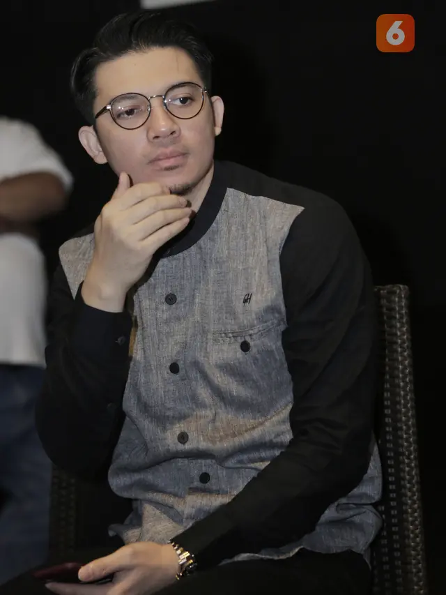 Jennifer Dunn hingga Irwansyah Absen di Sidang Korupsi Wawan - ShowBiz ...