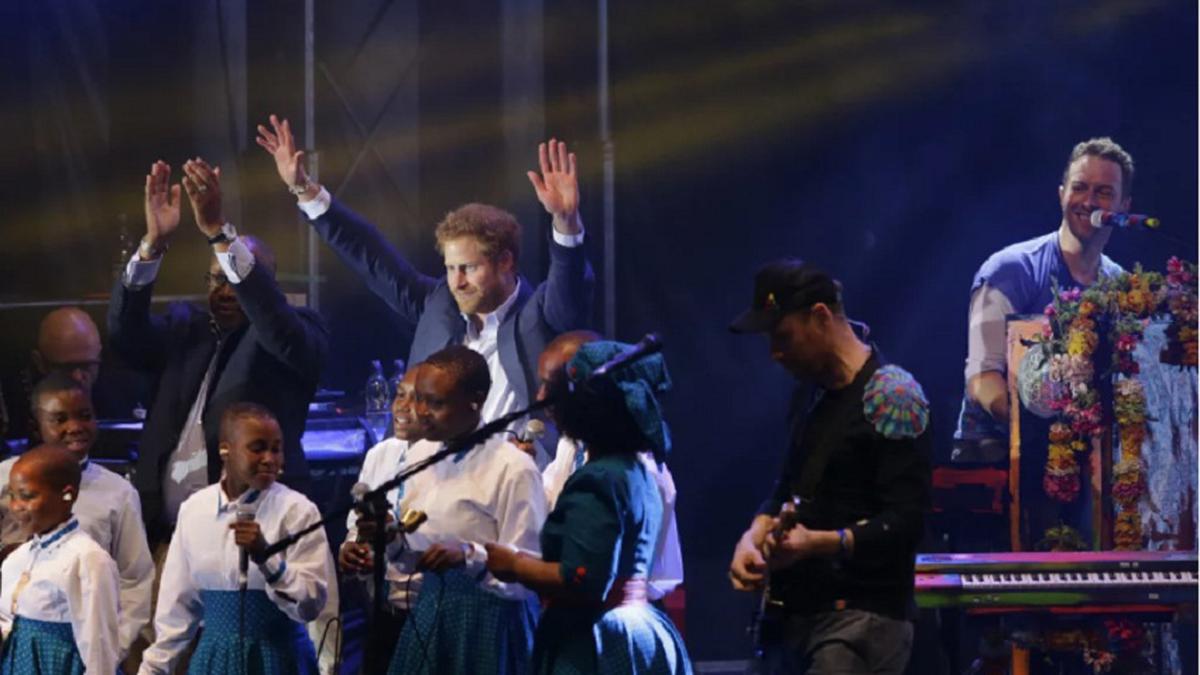 Kampanye Bahaya HIV, Pangeran Harry dan Coldplay Berbagi Panggung