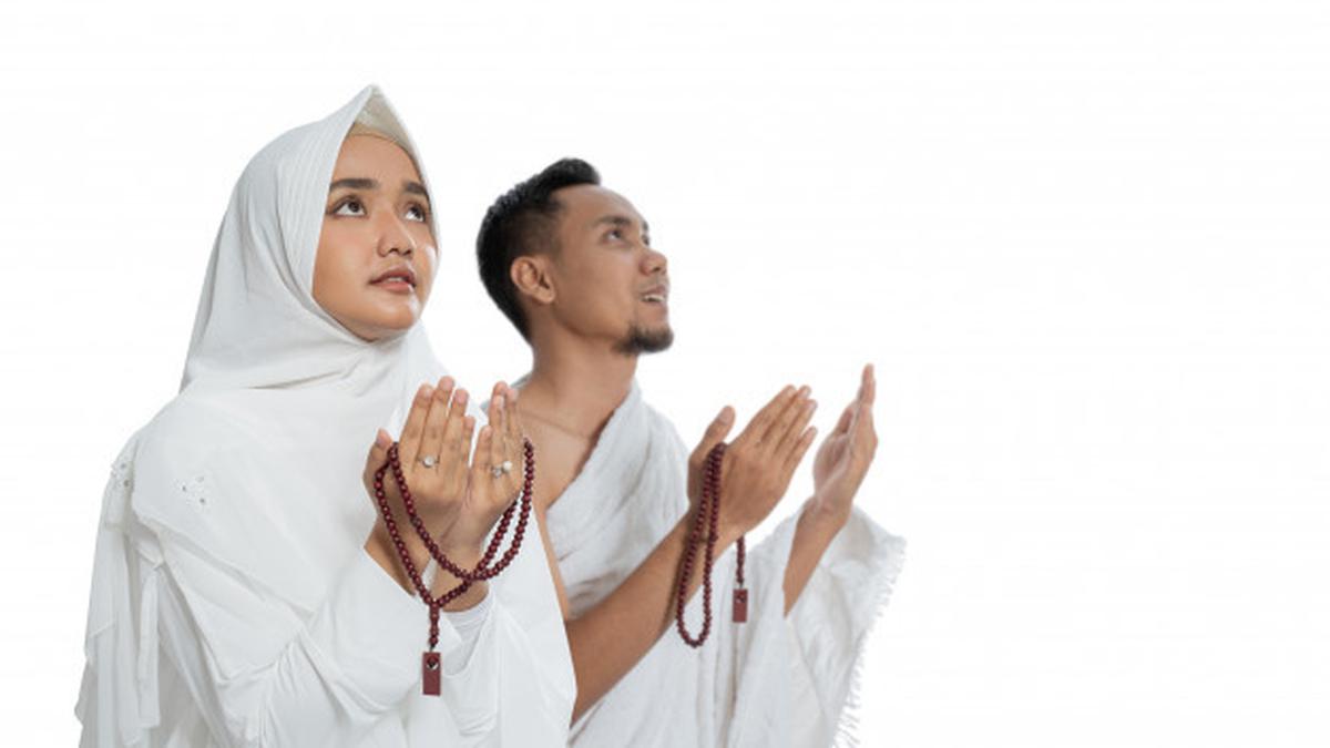 Tata Cara Memakai Kain Ihram Sesuai Syariat Islam, Calon Jemaah Haji ...