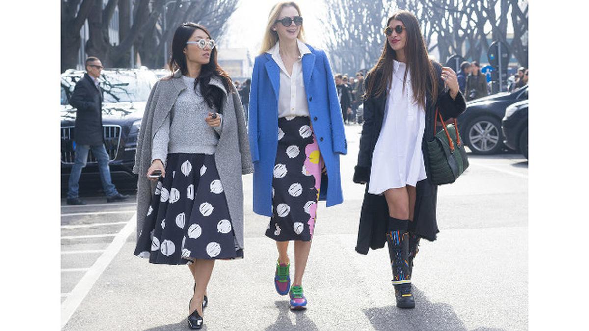 Tips dan Trik Memakai Rok Midi - Fashion & Beauty Liputan6.com