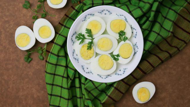 Rebus Telur Berapa Menit? Ketahui Durasi Agar Matang Sempurna dan Mudah Dikupas