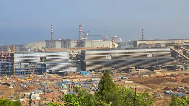 Menjejakkan Kaki di Pertambangan Terintegrasi Harita Grup di Pulau Obi ...