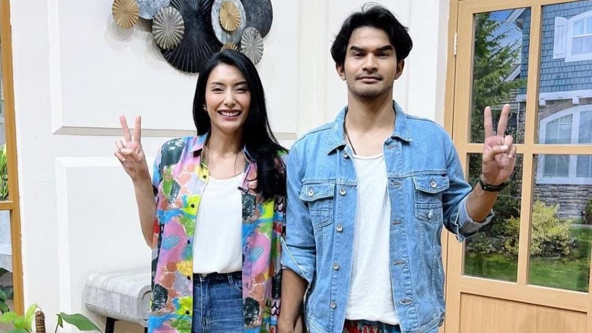 Penuh Kebahagiaan, 7 Potret Romantis Tyas Mirasih - Tengku Tezi Pasca ...