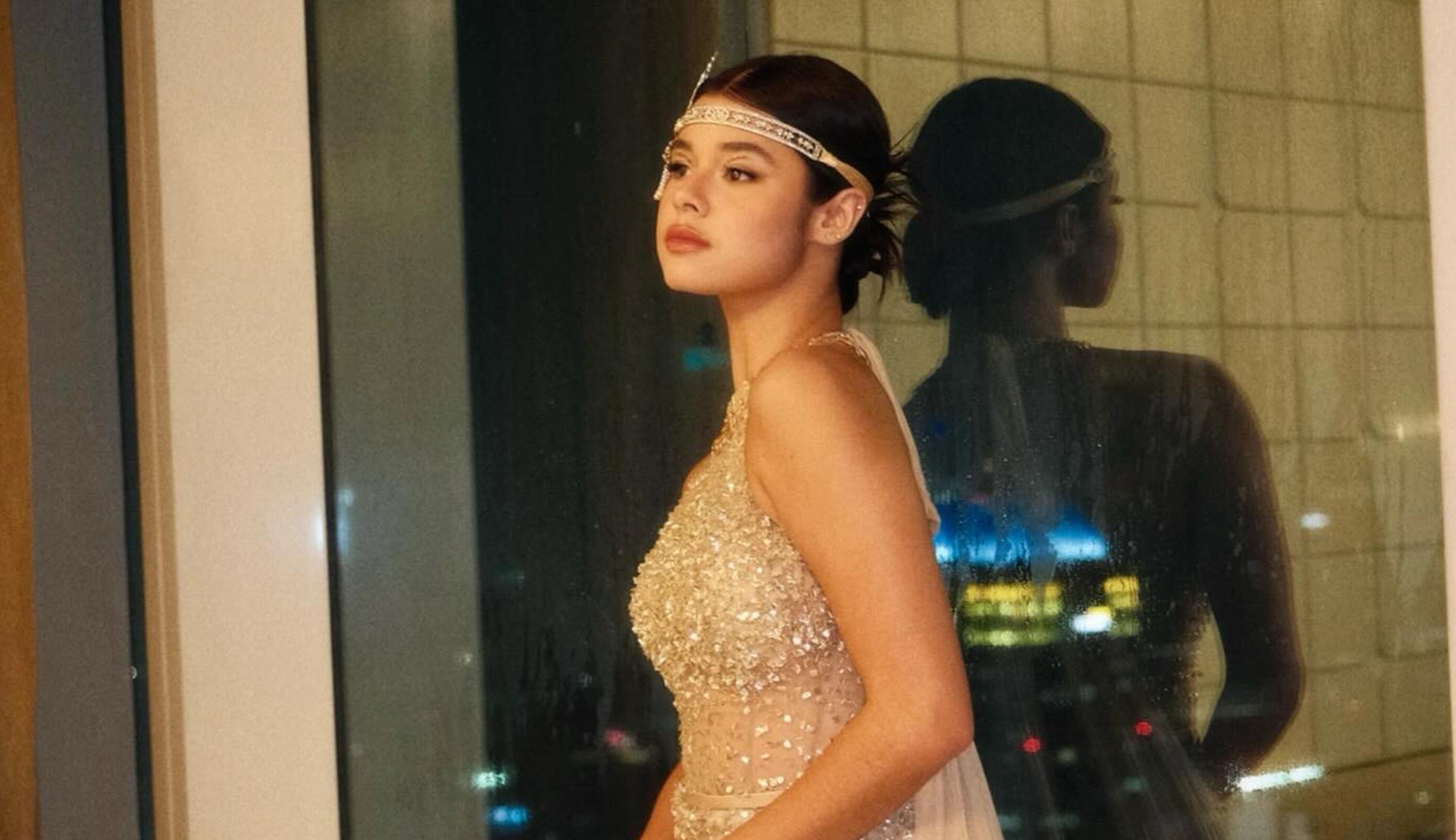 Potret Maria Theodore Tampil dengan Gaya The Great Gatsby, Banjir Pujian