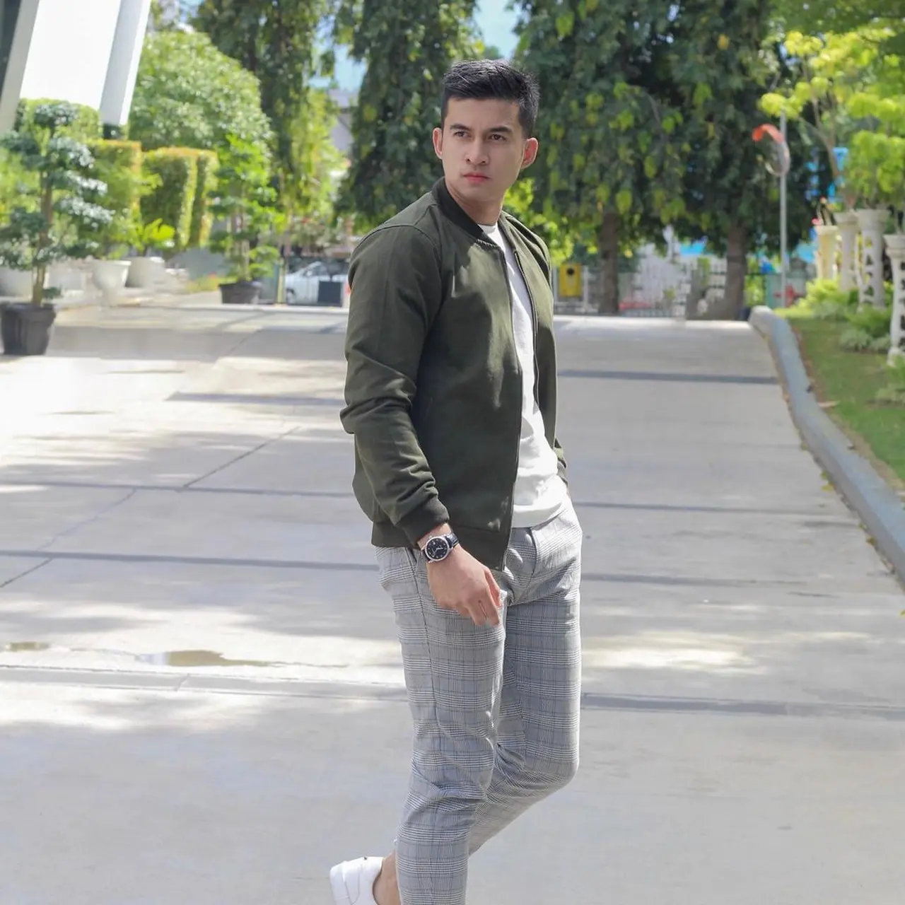 6 Potret Bripda Mustakim, Polisi Viral yang Pernah Dapat Tawaran Main ...