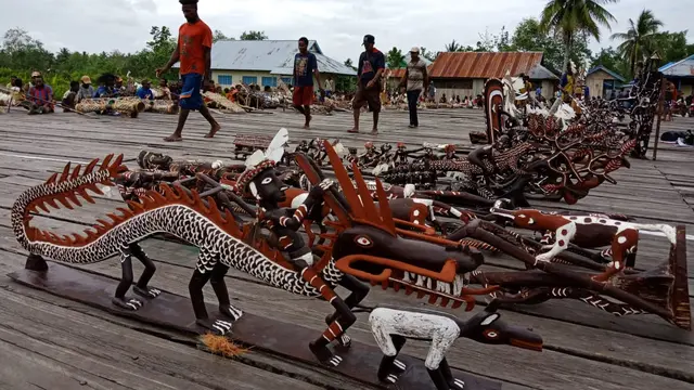 Seleksi Ukiran Menuju Pesta Budaya Asmat 2018 Dimulai - Regional ...