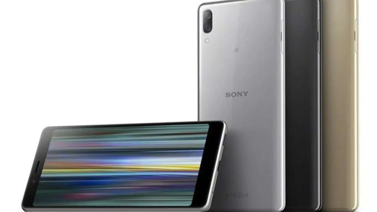 Xperia F Akan Jadi Smartphone Layar Lipat Pertama Sony? - Tekno ...
