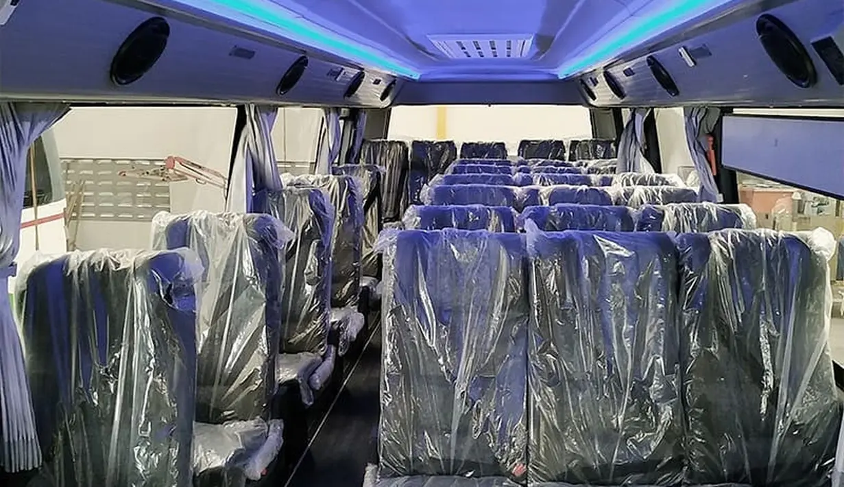 6 Potret Jetbus Big Benz, Microbus dengan Desain Unik - Photo Otosia.com