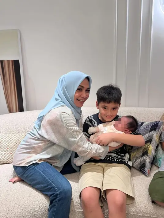 Potret Raffi Ahmad Kembali Asuh Bayi Lily Sepulang dari London, Lepas ...