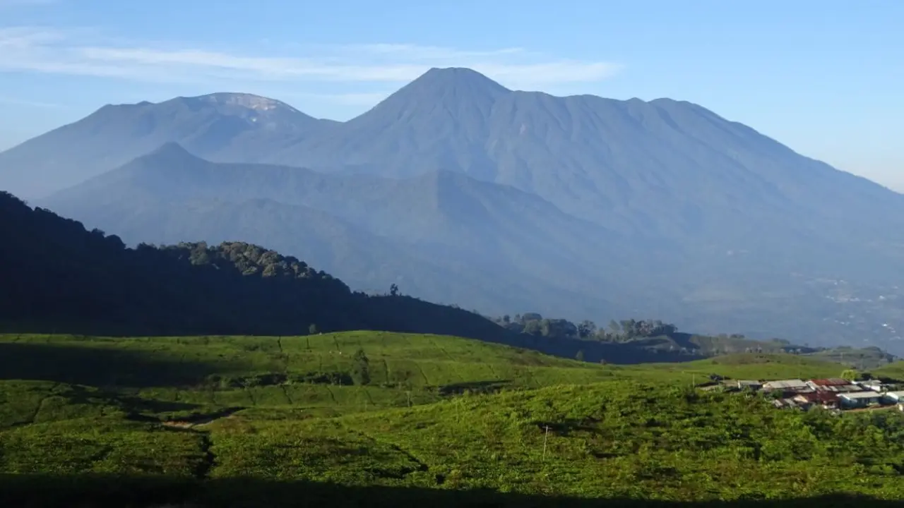 6 Fakta Menarik Gunung Pangrango yang Dulunya Gunung Agung Menurut Teks Bujangga Manik ...