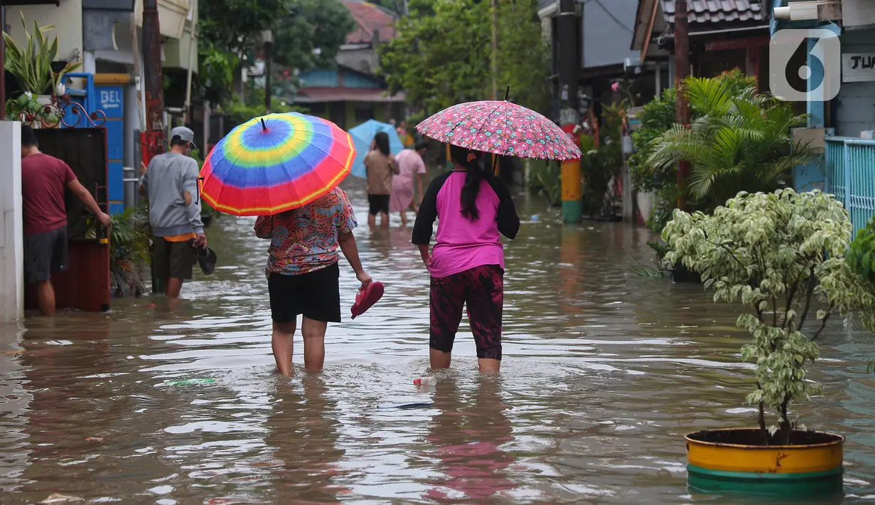 FOTO: Kondisi Banjir di Perumahan Ciledug Indah, Ketinggian Air Capai ...
