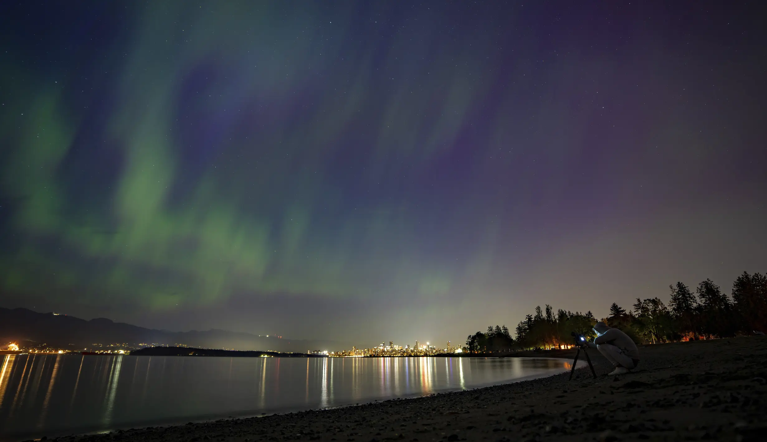 Foto-foto Spektakuler Aurora Terangi Langit di Seluruh Dunia - Foto ...