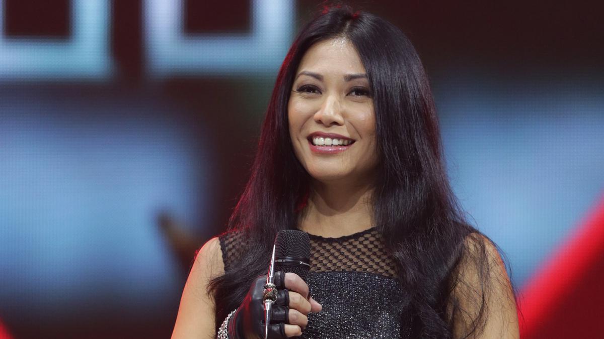 5 Pencapaian Single Anggun di Chart Billboard - Entertainment Fimela.com