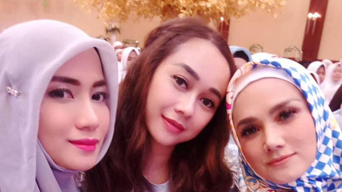 Ahmad Dhani Sempat Minta Mulan Jameela Berhijab - Entertainment Fimela.com