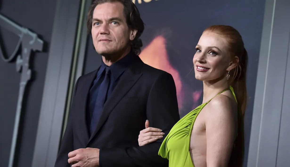 Jessica Chastain Tampil Memukau dalam Balutan Gaun Hijau di Pemutaran ...