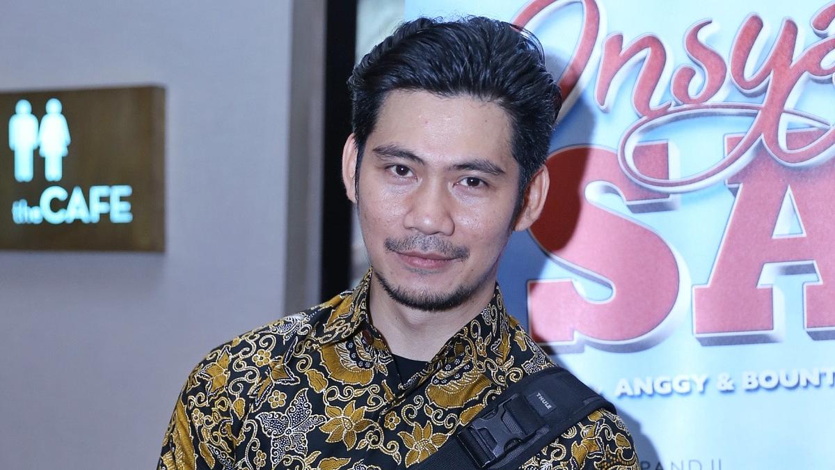 Donny Alamsyah Tidak Larut dalam Euforia Piala Dunia - Entertainment Fimela.com