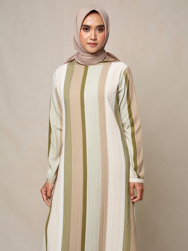 7 Model Gamis Crinkle Motif Terbaru 2025, Cocok untuk Arisan hingga ...