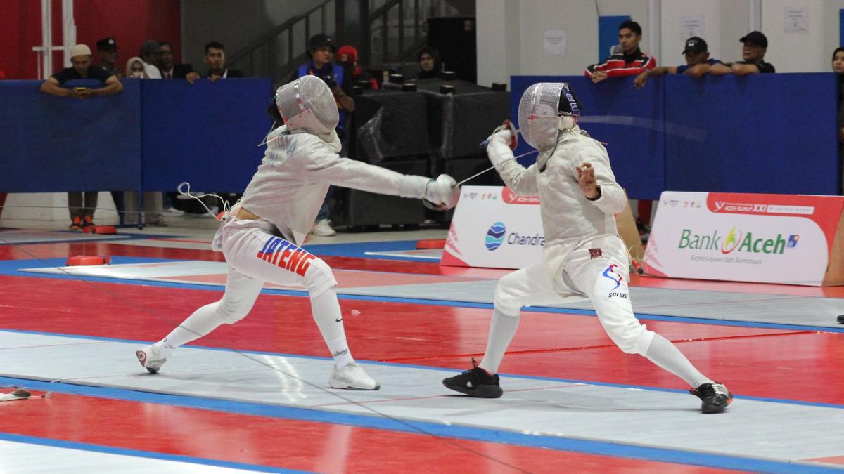 Cabor Anggar Resmi Dimulai, 220 Atlet dari 26 Daerah Bersaing ...