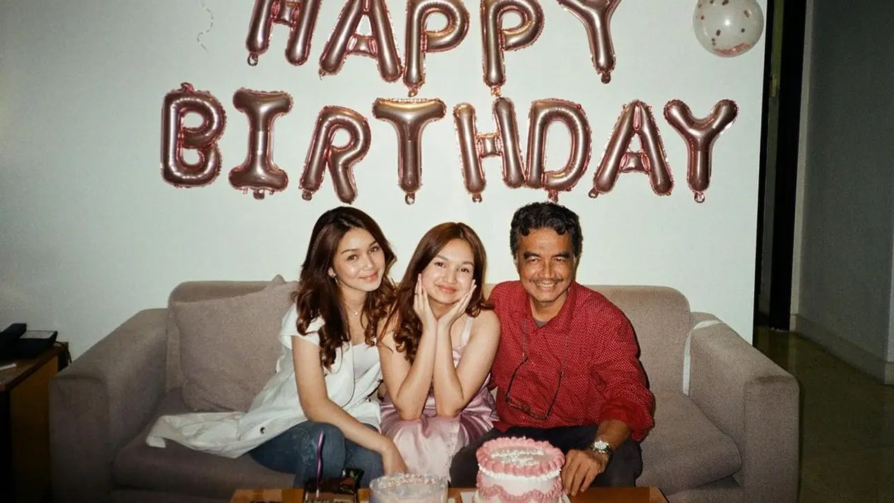 Parasnya Mirip, Ini 7 Potret Icha Nabilah dengan Adiknya yang Tak Kalah ...