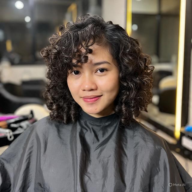 10 Model Rambut untuk Wajah Bulat Agar Tampak Tirus, Tren 2025 Bikin ...