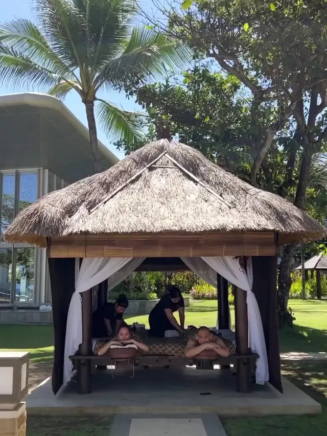 7 Potret BCL dan Tiko Aryawardhana Setelah Menikah, Momen Berdua Curi Perhatian - Hot Liputan6.com