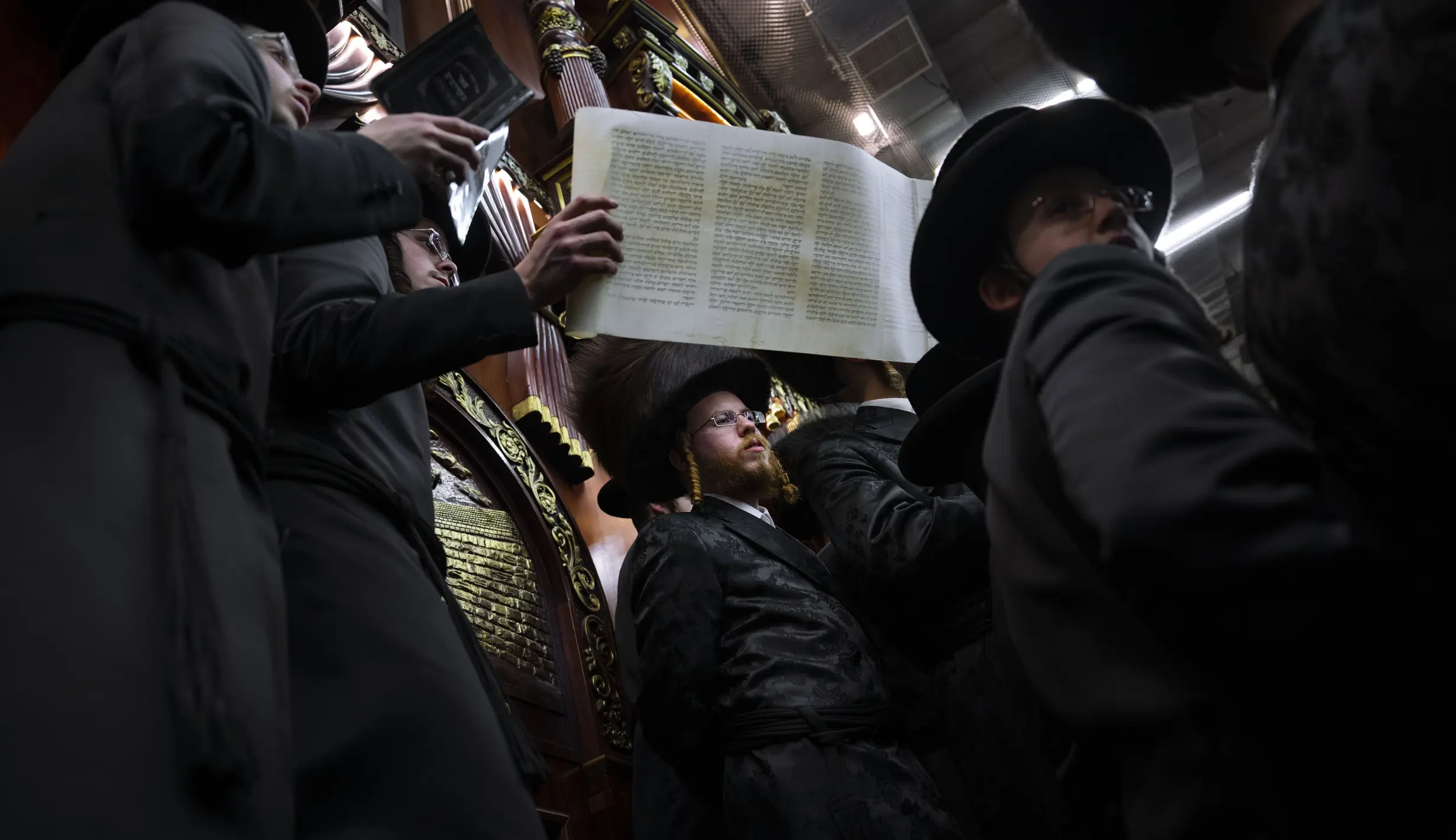 Yahudi Ultra Ortodoks Rayakan Festival Purim 2023 - Foto Liputan6.com